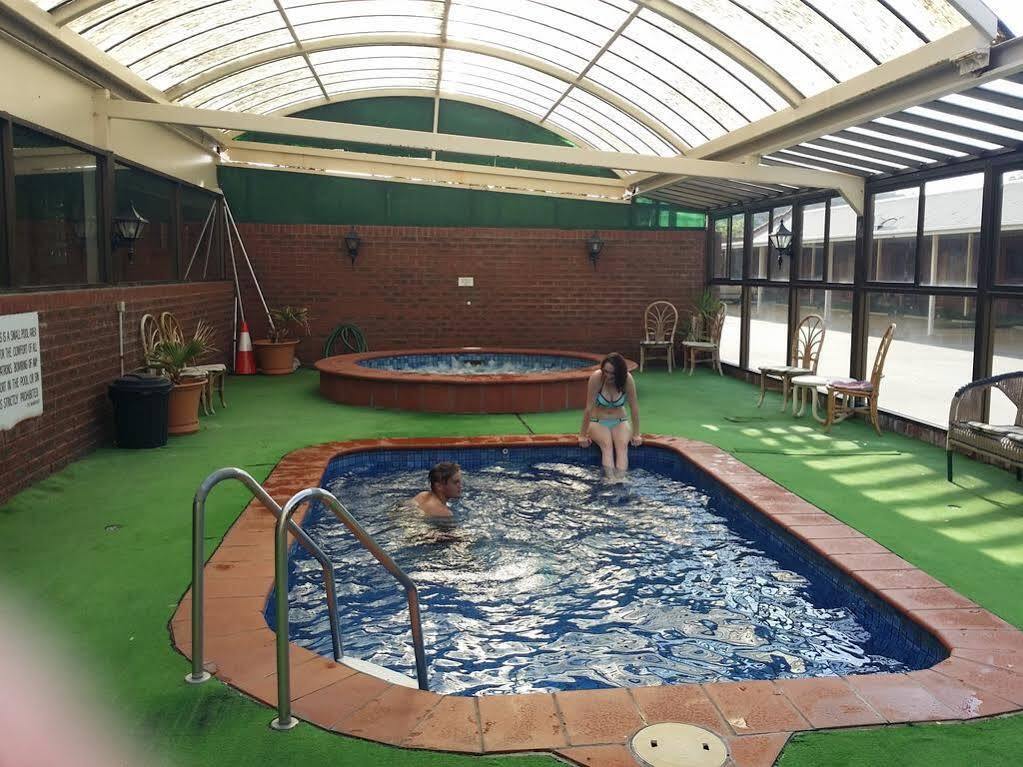 ELM COURT MOTEL | ⋆⋆⋆ | ALBURY, AUSTRALIA | SEASON DEALS FROM $93